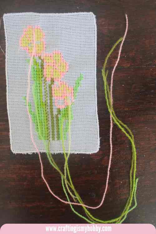 SIMPLE CROSS STITCH FLOWER - Crafting is My Hobby