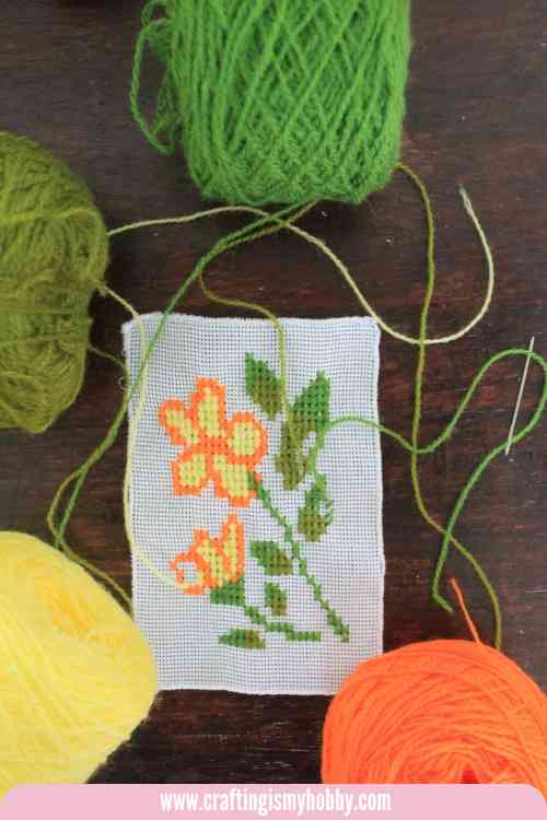 SMALL FLOWER CROSS STITCH PROJECT - Crafting is My Hobby